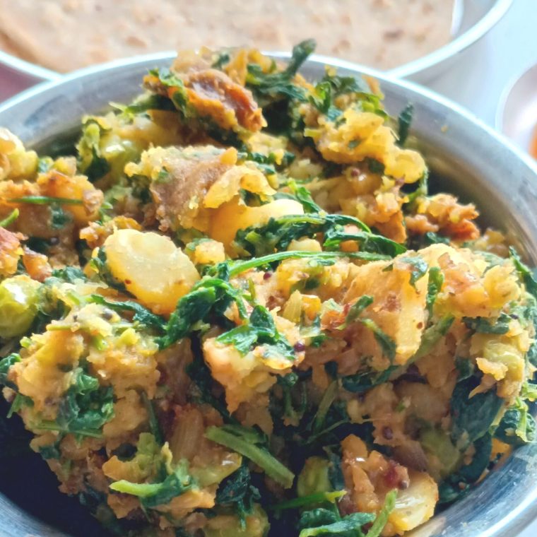 Aloo Choliya | Fresh Green Chickpeas Gravy | Sides for Roti