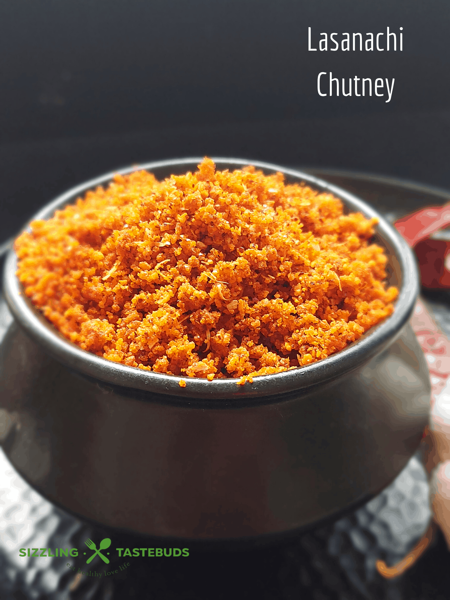 Lasanachi Chutney | लसणाची चटणी Maharashtrian Dry Garlic Chutney | Vada ...