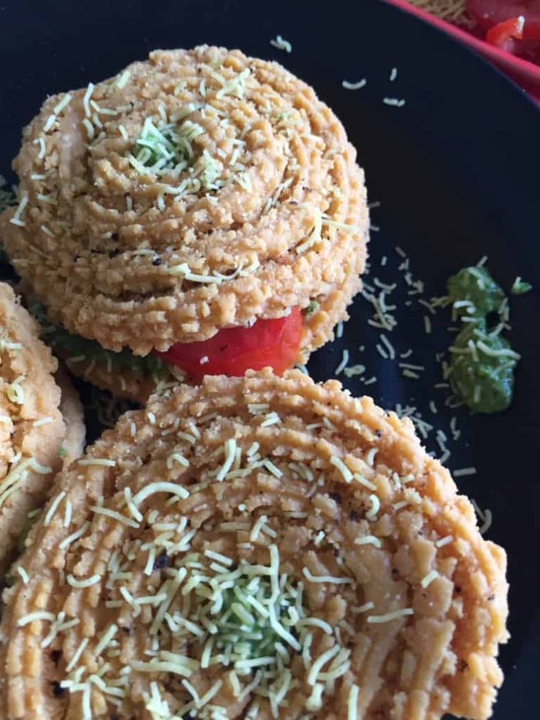 Sowcarpet Murukku Sandwich | Chennai Street Food treats